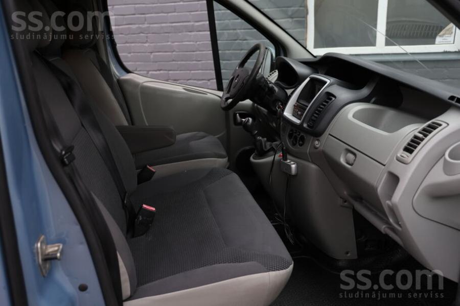 Opel Vivaro 2013 Tukums, ar dzinēja tilpumu 2.00 L un nobraukumu 294 tūkst. km par 7900 €, foto 5 vietnē AUTOMOTO.COM.LV