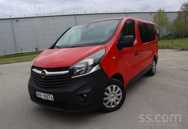 Opel Vivaro 2015 in Riga, with an engine capacity of 1.60 L and mileage of 218 thousand km for 9990 €, photo 3 on AUTOMOTO.COM.LV