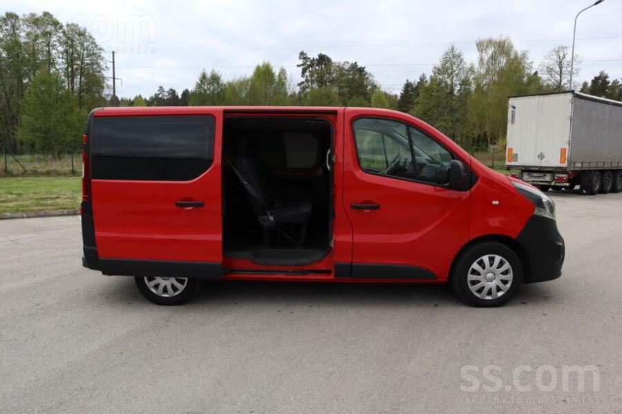 Opel Vivaro 2015 in Riga, with an engine capacity of 1.60 L and mileage of 218 thousand km for 9990 €, photo 7 on AUTOMOTO.COM.LV