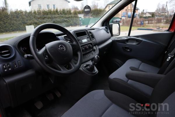 Opel Vivaro 2015 in Riga, with an engine capacity of 1.60 L and mileage of 218 thousand km for 9990 €, photo 10 on AUTOMOTO.COM.LV