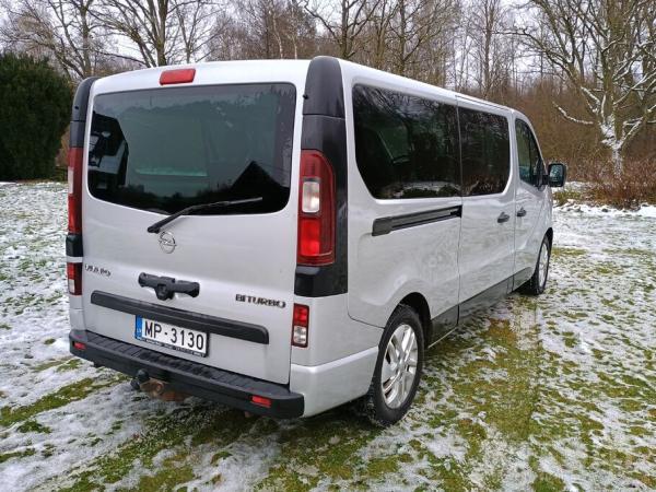 Opel Vivaro 2015 in Riga, with an engine capacity of 1.60 L and mileage of 226 thousand km for 10800 €, photo 3 on AUTOMOTO.COM.LV