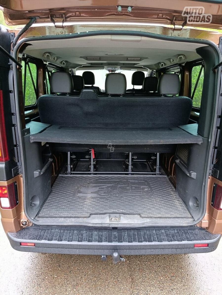 Opel Vivaro 2015 in Vilnius, with an engine capacity of 1.60 L and mileage of 288 thousand km for 9100 €, photo 8 on AUTOMOTO.COM.LV