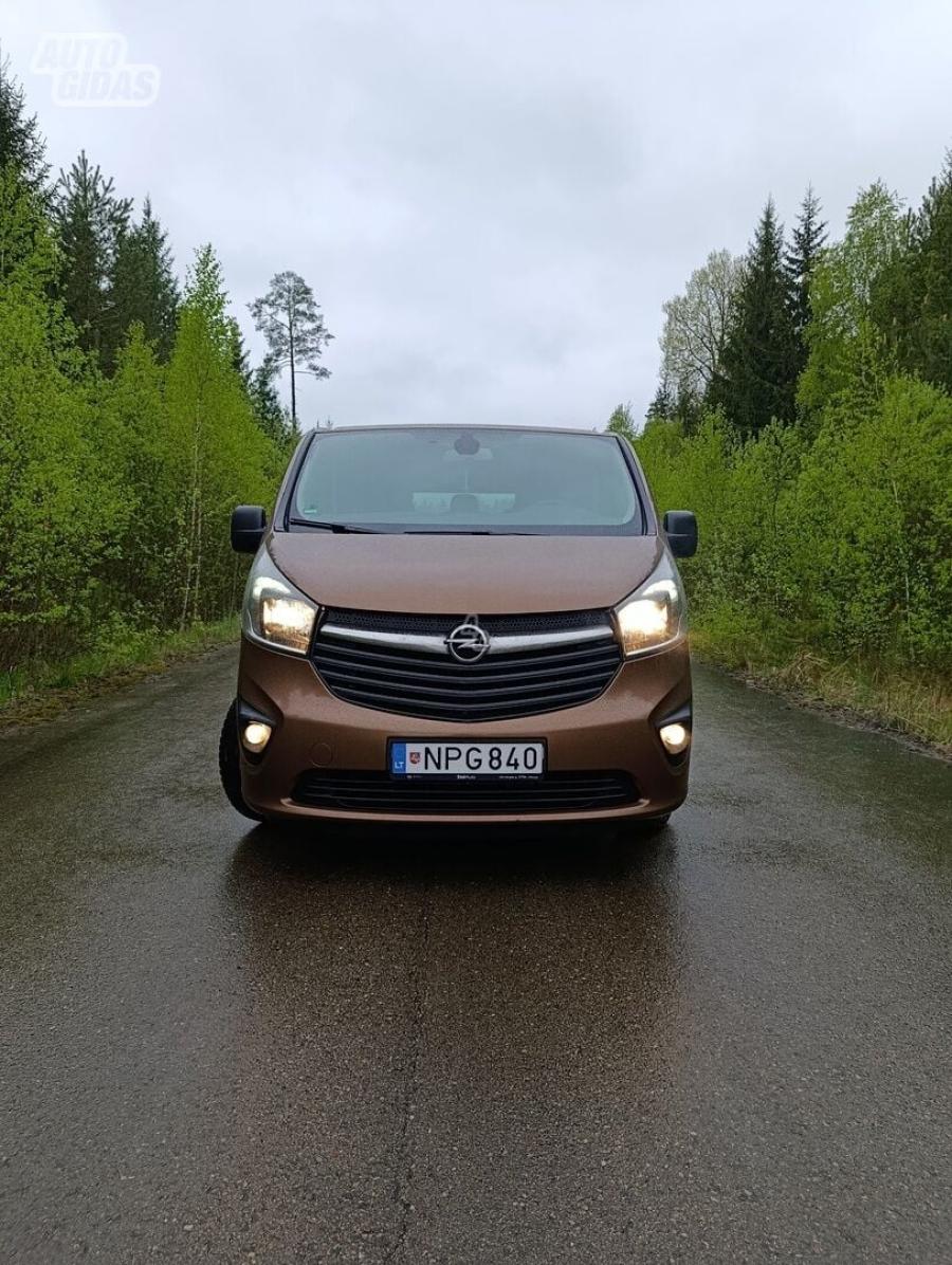 Opel Vivaro 2015 in Vilnius, with an engine capacity of 1.60 L and mileage of 288 thousand km for 9100 €, photo 4 on AUTOMOTO.COM.LV