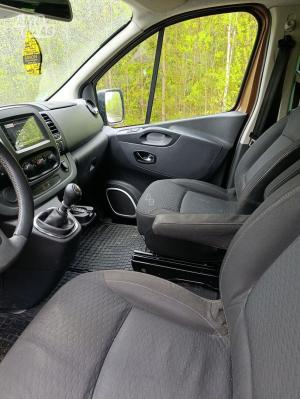 Opel Vivaro 2015 Viļņa, ar dzinēja tilpumu 1.60 L un nobraukumu 288 tūkst. km par 9100 €, foto 10 vietnē AUTOMOTO.COM.LV