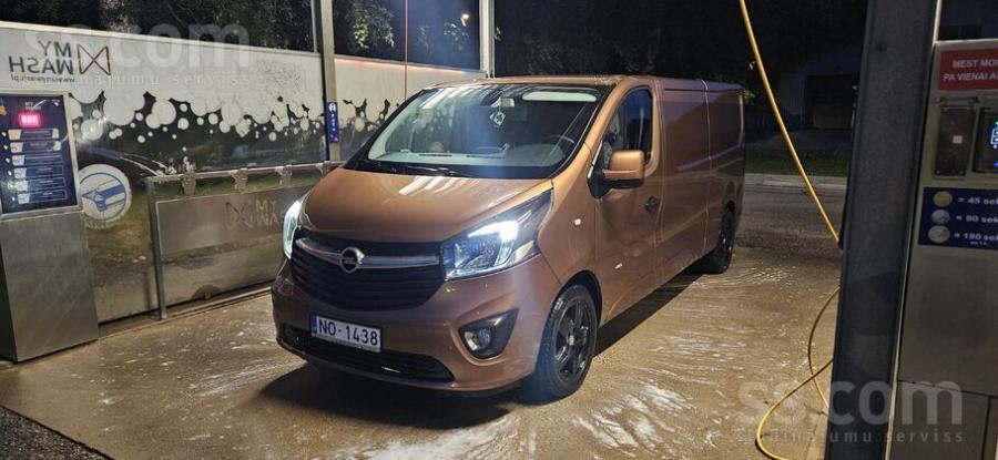 Opel Vivaro 2015 Cēsis, ar dzinēja tilpumu 1.60 L un nobraukumu 246 tūkst. km par 8650 €, foto 1 vietnē AUTOMOTO.COM.LV