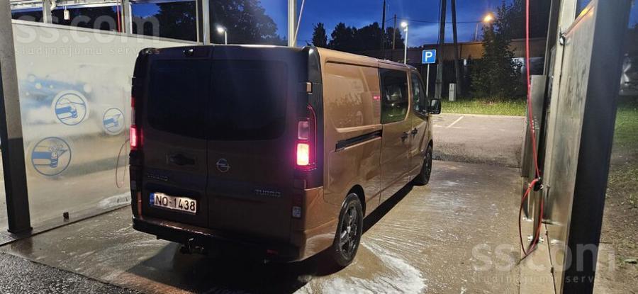 Opel Vivaro 2015 Cēsis, ar dzinēja tilpumu 1.60 L un nobraukumu 246 tūkst. km par 8650 €, foto 7 vietnē AUTOMOTO.COM.LV