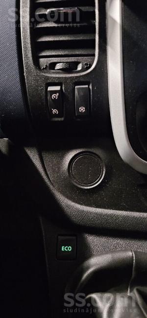 Opel Vivaro 2015 Cēsis, ar dzinēja tilpumu 1.60 L un nobraukumu 246 tūkst. km par 8650 €, foto 24 vietnē AUTOMOTO.COM.LV