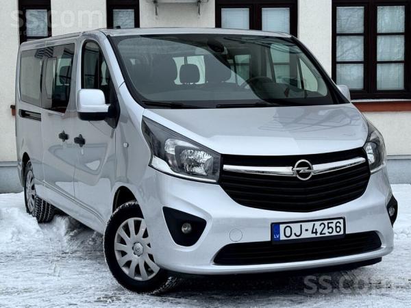 Opel Vivaro 2016 in Jelgava, with an engine capacity of 1.60 L and mileage of 233 thousand km for 13700 €, photo 2 on AUTOMOTO.COM.LV