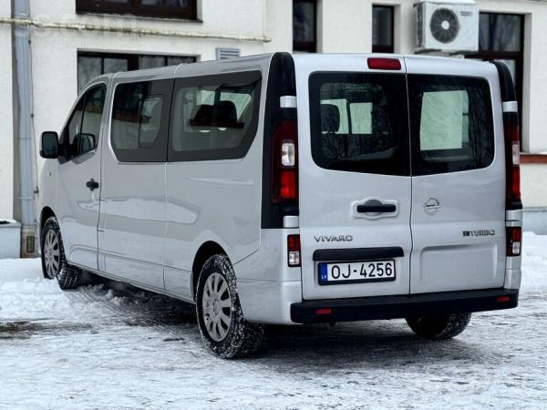 Opel Vivaro 2016 in Jelgava, with an engine capacity of 1.60 L and mileage of 233 thousand km for 13700 €, photo 8 on AUTOMOTO.COM.LV