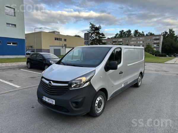 Opel Vivaro 2016 in Jelgava, with an engine capacity of 1.60 L and mileage of 136 thousand km for 6100 €, photo 3 on AUTOMOTO.COM.LV