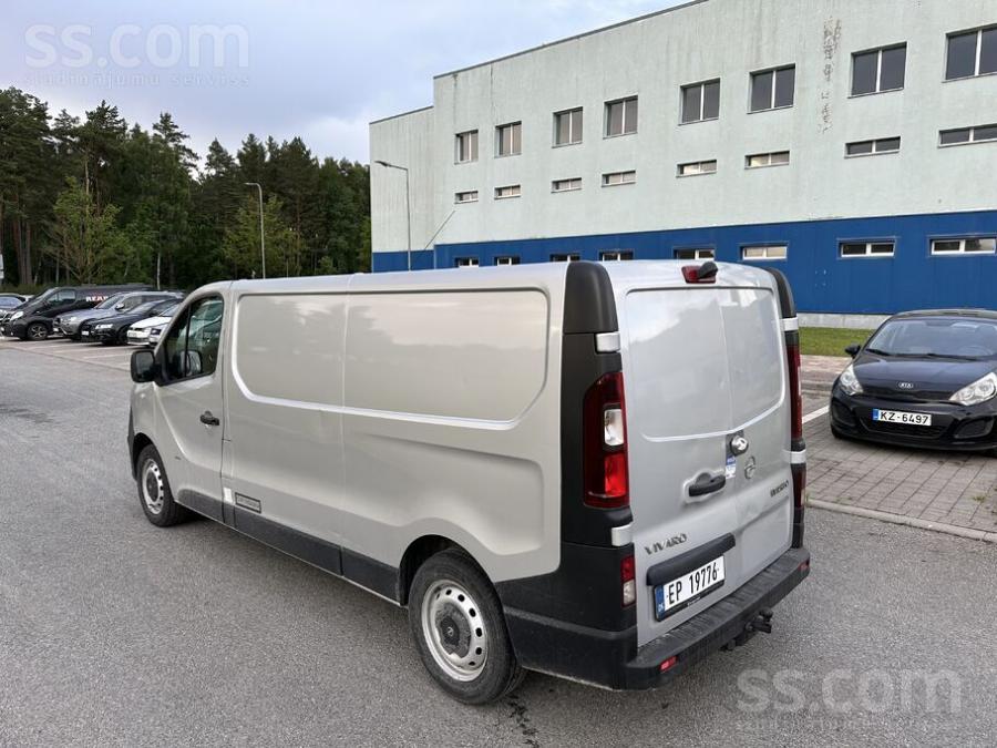 Opel Vivaro 2016 in Jelgava, with an engine capacity of 1.60 L and mileage of 136 thousand km for 6100 €, photo 7 on AUTOMOTO.COM.LV