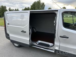 Opel Vivaro 2016 in Jelgava, with an engine capacity of 1.60 L and mileage of 136 thousand km for 6100 €, photo 9 on AUTOMOTO.COM.LV