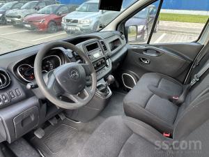 Opel Vivaro 2016 in Jelgava, with an engine capacity of 1.60 L and mileage of 136 thousand km for 6100 €, photo 12 on AUTOMOTO.COM.LV