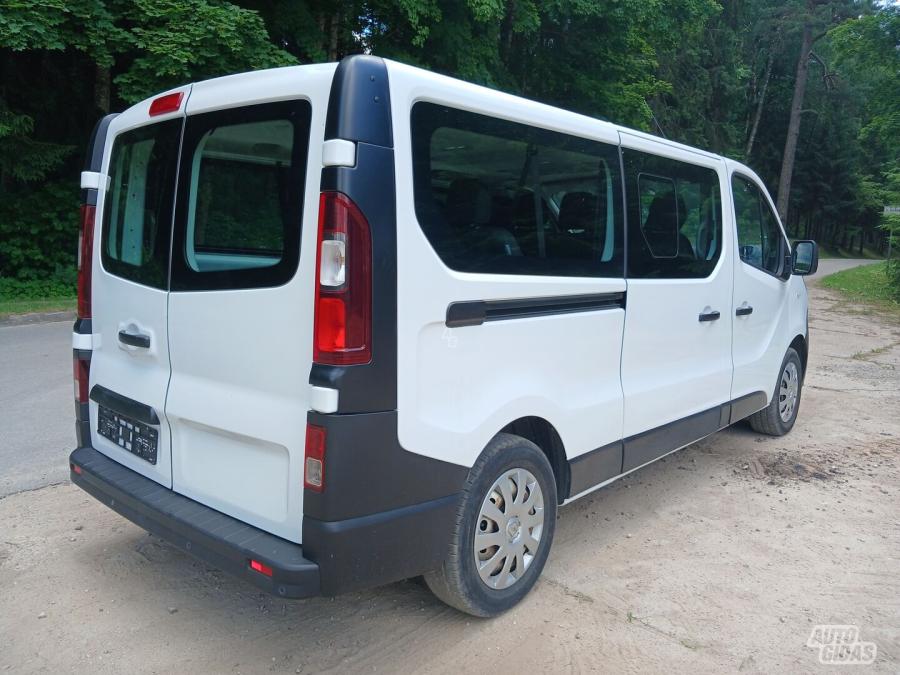 Opel Vivaro 2018 in Kelme, with an engine capacity of 1.60 L and mileage of 363 thousand km for 9800 €, photo 4 on AUTOMOTO.COM.LV