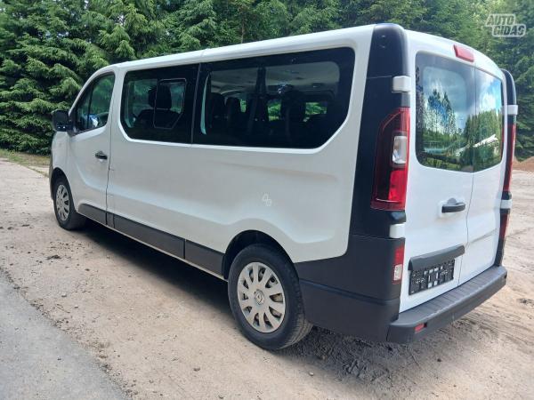 Opel Vivaro 2018 in Kelme, with an engine capacity of 1.60 L and mileage of 363 thousand km for 9800 €, photo 5 on AUTOMOTO.COM.LV