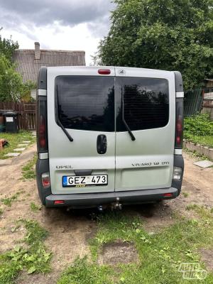 Opel Vivaro 2003 in Vilnius, with an engine capacity of 1.90 L and mileage of 390 thousand km for 2700 €, photo 5 on AUTOMOTO.COM.LV
