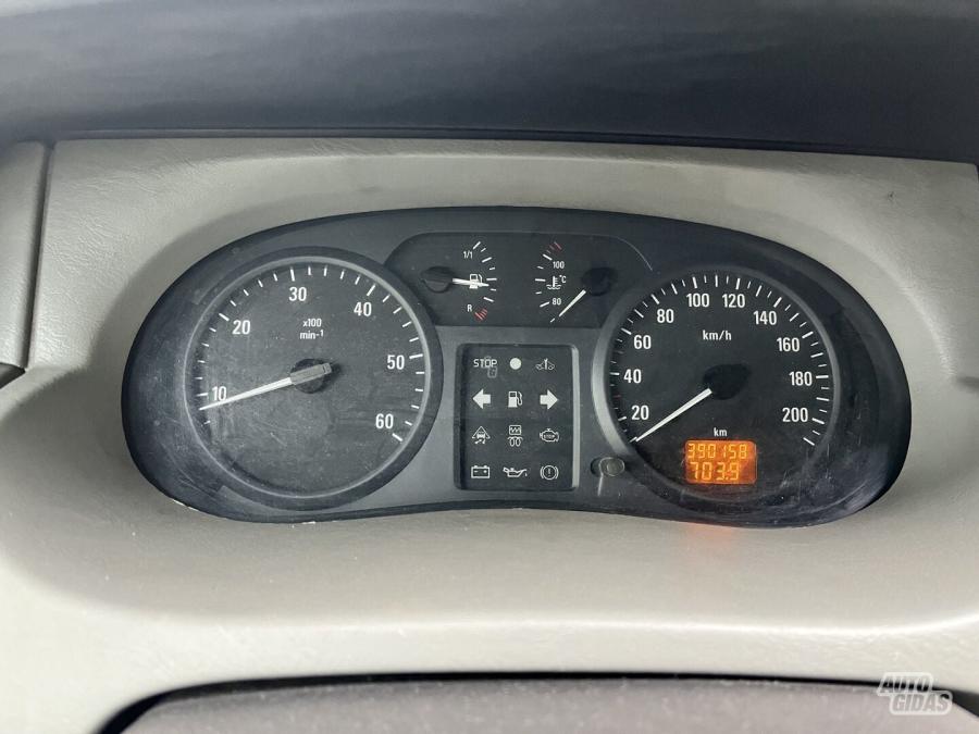 Opel Vivaro 2003 in Vilnius, with an engine capacity of 1.90 L and mileage of 390 thousand km for 2700 €, photo 9 on AUTOMOTO.COM.LV