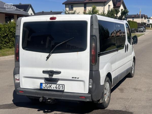 Opel Vivaro 2005 Viļņa, ar dzinēja tilpumu 2.50 L un nobraukumu 360 tūkst. km par 3200 €, foto 5 vietnē AUTOMOTO.COM.LV