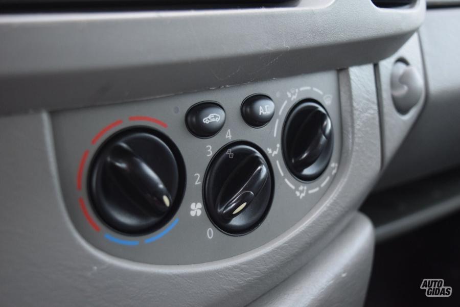 Opel Vivaro 2005 Viļņa, ar dzinēja tilpumu 1.90 L un nobraukumu 278 tūkst. km par 4750 €, foto 16 vietnē AUTOMOTO.COM.LV