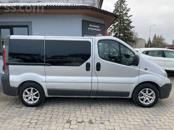 Opel Vivaro 2007 in Talsi, with an engine capacity of 2.00 L and mileage of 348 thousand km for 5500 €, photo 2 on AUTOMOTO.COM.LV