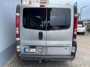 Opel Vivaro 2007 in Talsi, with an engine capacity of 2.00 L and mileage of 348 thousand km for 4990 €, photo 4 on AUTOMOTO.COM.LV