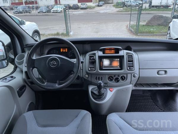 Opel Vivaro 2007 in Talsi, with an engine capacity of 2.00 L and mileage of 348 thousand km for 5500 €, photo 8 on AUTOMOTO.COM.LV