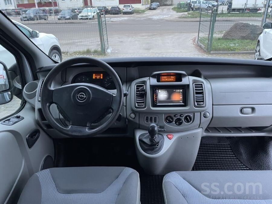 Opel Vivaro 2007 in Talsi, with an engine capacity of 2.00 L and mileage of 348 thousand km for 4990 €, photo 8 on AUTOMOTO.COM.LV