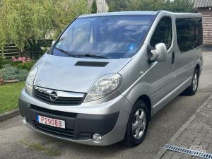 Opel Vivaro 2009 in Vilnius, with an engine capacity of 2.50 L and mileage of 224 thousand km for 6450 €, photo  on AUTOMOTO.COM.LV