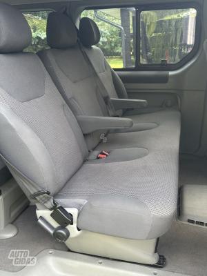 Opel Vivaro 2009 in Vilnius, with an engine capacity of 2.50 L and mileage of 224 thousand km for 6450 €, photo 9 on AUTOMOTO.COM.LV