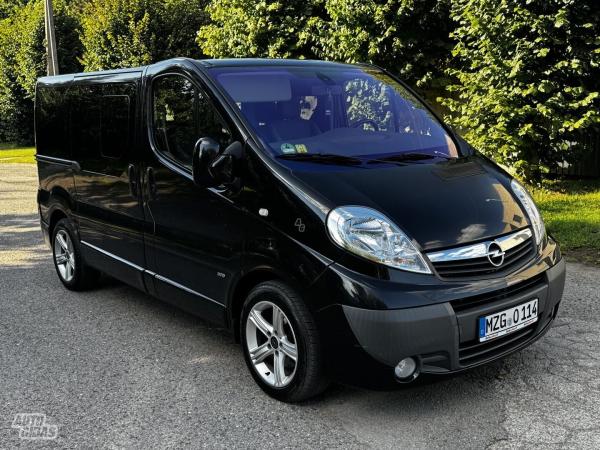 Opel Vivaro 2011 in Siauliai, with an engine capacity of 2.50 L and mileage of 200 thousand km for 10450 €, photo 8 on AUTOMOTO.COM.LV