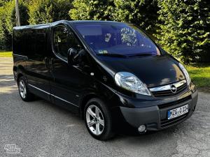 Opel Vivaro 2011 in Siauliai, with an engine capacity of 2.50 L and mileage of 200 thousand km for 10450 €, photo 8 on AUTOMOTO.COM.LV