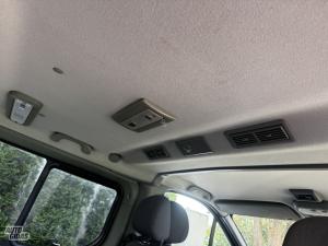 Opel Vivaro 2011 in Siauliai, with an engine capacity of 2.50 L and mileage of 200 thousand km for 10450 €, photo 21 on AUTOMOTO.COM.LV