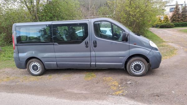 Opel Vivaro 2012 Viļņa, ar dzinēja tilpumu 2.00 L un nobraukumu 306 tūkst. km par 7050 €, foto 4 vietnē AUTOMOTO.COM.LV