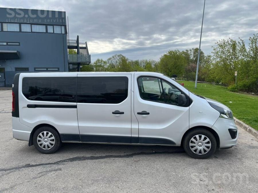 Opel Vivaro 2019 Rīga, ar dzinēja tilpumu 1.60 L un nobraukumu 283 tūkst. km par 12000 €, foto 4 vietnē AUTOMOTO.COM.LV