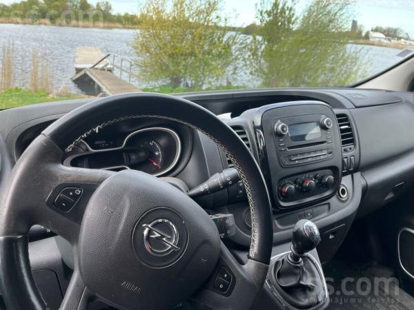 Opel Vivaro 2019 Rīga, ar dzinēja tilpumu 1.60 L un nobraukumu 283 tūkst. km par 12000 €, foto 7 vietnē AUTOMOTO.COM.LV