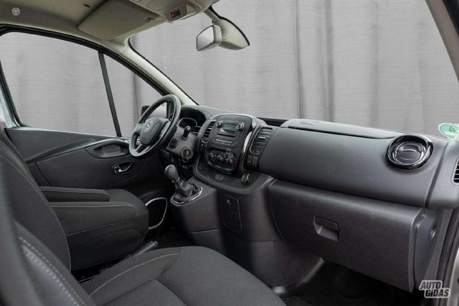 Opel Vivaro 2019 in Marijampole, with an engine capacity of 1.60 L and mileage of 203 thousand km for 14450 €, photo 27 on AUTOMOTO.COM.LV