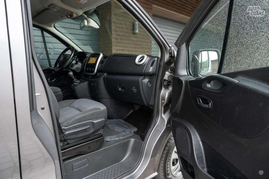 Opel Vivaro 2019 in Marijampole, with an engine capacity of 1.60 L and mileage of 221 thousand km for 14450 €, photo 32 on AUTOMOTO.COM.LV