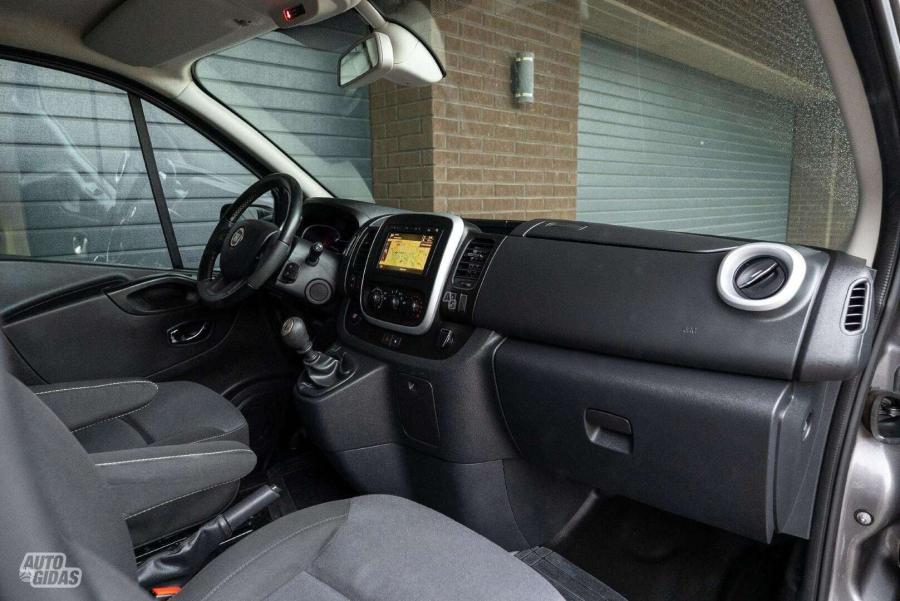 Opel Vivaro 2019 in Marijampole, with an engine capacity of 1.60 L and mileage of 221 thousand km for 14450 €, photo 33 on AUTOMOTO.COM.LV