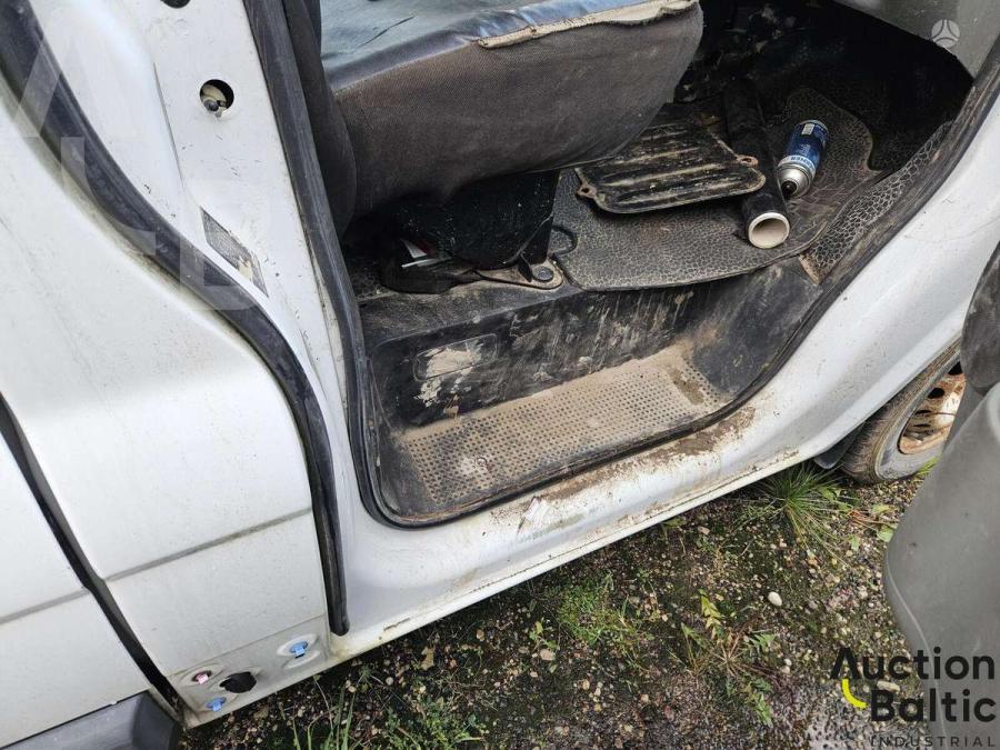 Opel Vivaro 2004 Kretinga, ar dzinēja tilpumu 0.00 L un nobraukumu 0 tūkst. km par 100 €, foto 10 vietnē AUTOMOTO.COM.LV