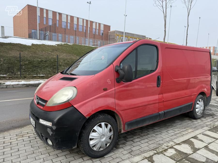 Sarkans Opel Vivaro 2001 Klaipėda, ar dzinēja tilpumu 1.90 L un nobraukumu 389 tūkst. km par 1400 €, foto 1 vietnē AUTOMOTO.COM.LV