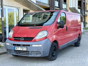 Sarkans Opel Vivaro 2004 Rīga, ar dzinēja tilpumu 1.90 L un nobraukumu 442 tūkst. km par 2750 €, foto  vietnē AUTOMOTO.COM.LV