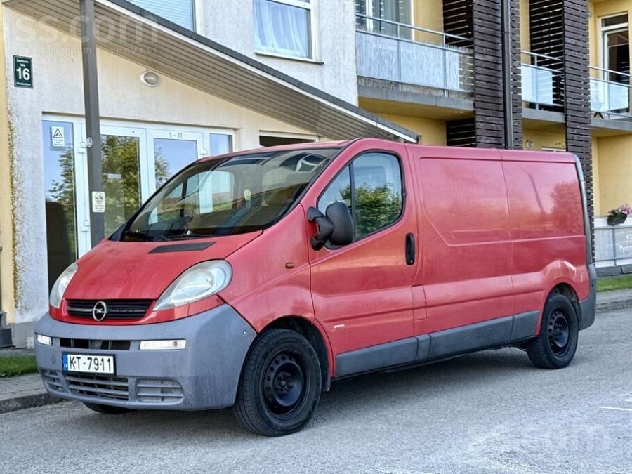 Red Opel Vivaro 2004 in Riga, with an engine capacity of 1.90 L and mileage of 442 thousand km for 2750 €, photo 3 on AUTOMOTO.COM.LV