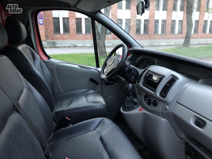 Red Opel Vivaro 2005 in Kaunas, with an engine capacity of 1.90 L and mileage of 270 thousand km for 3400 €, photo 6 on AUTOMOTO.COM.LV