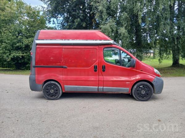 Opel Vivaro 2006 in Ogre on AUTOMOTO.COM.LV Red Opel Vivaro 2006 in Ogre, with an engine capacity of 1.90 L and mileage of 0 thousand km for 4000 €, photo 7 on AUTOMOTO.COM.LV