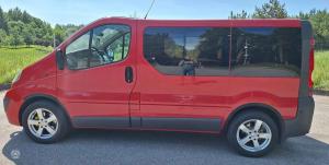 Sarkans Opel Vivaro 2009 Panevēža, ar dzinēja tilpumu 2.50 L un nobraukumu 452 tūkst. km par 5500 €, foto 3 vietnē AUTOMOTO.COM.LV
