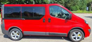 Sarkans Opel Vivaro 2009 Panevēža, ar dzinēja tilpumu 2.50 L un nobraukumu 452 tūkst. km par 5500 €, foto 6 vietnē AUTOMOTO.COM.LV