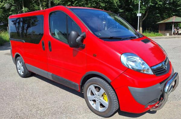 Sarkans Opel Vivaro 2009 Panevēža, ar dzinēja tilpumu 2.50 L un nobraukumu 452 tūkst. km par 5500 €, foto 6 vietnē AUTOMOTO.COM.LV