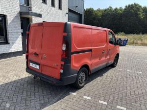 Sarkans Opel Vivaro 2015 Kauņa, ar dzinēja tilpumu 1.60 L un nobraukumu 163 tūkst. km par 5950 €, foto 7 vietnē AUTOMOTO.COM.LV
