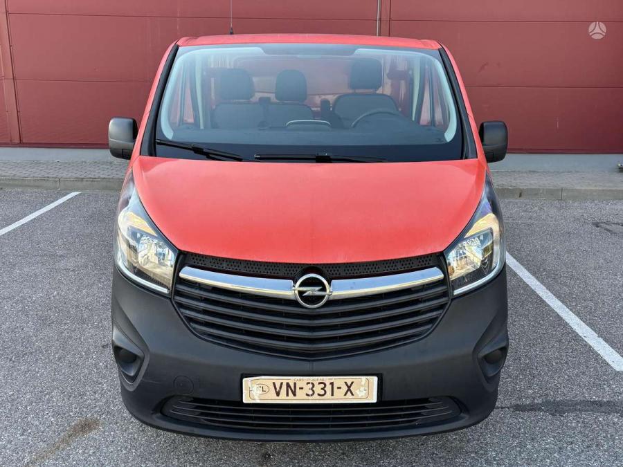Sarkans Opel Vivaro 2015 Kauņa, ar dzinēja tilpumu 1.60 L un nobraukumu 164 tūkst. km par 5950 €, foto 5 vietnē AUTOMOTO.COM.LV