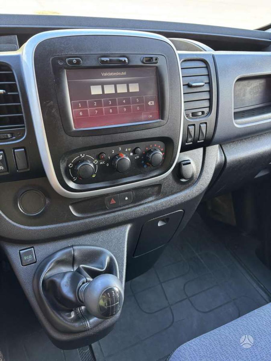 Sarkans Opel Vivaro 2015 Kauņa, ar dzinēja tilpumu 1.60 L un nobraukumu 164 tūkst. km par 5950 €, foto 15 vietnē AUTOMOTO.COM.LV